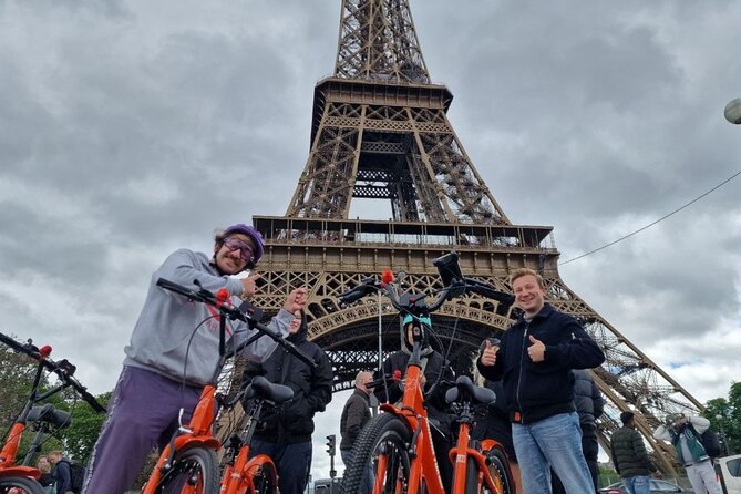 Paris: Guided City Sightseeing Tour by Bike/E-Bike - Key Points