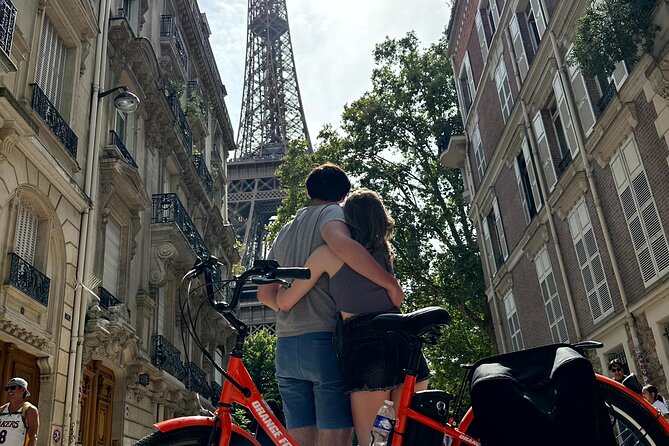 Paris Guided City Sightseeing Tour by Bike or E-Bike - Recommendations and Guide Performance