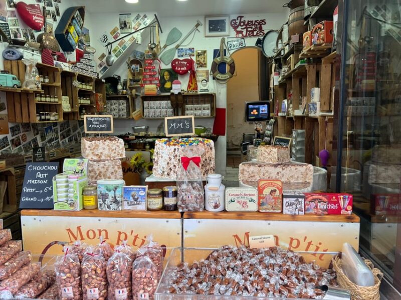 Paris: Guided Montmartre Walking Tour with Food & Wine - The Sacré-Cœur and Panoramic Views