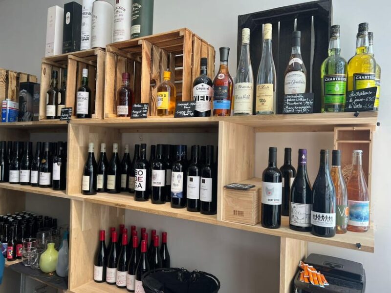 Paris: Guided Montmartre Walking Tour with Food & Wine - Tasting French Flavors