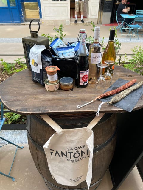Paris: Guided Montmartre Walking Tour with Food & Wine - What to Expect and What to Bring