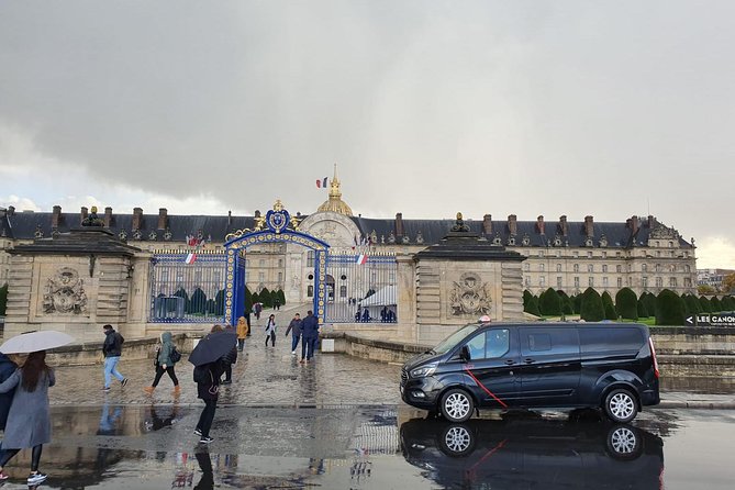 Paris Half Day Private Sightseeing Tour With a Driver - Learning From the Knowledgeable Driver