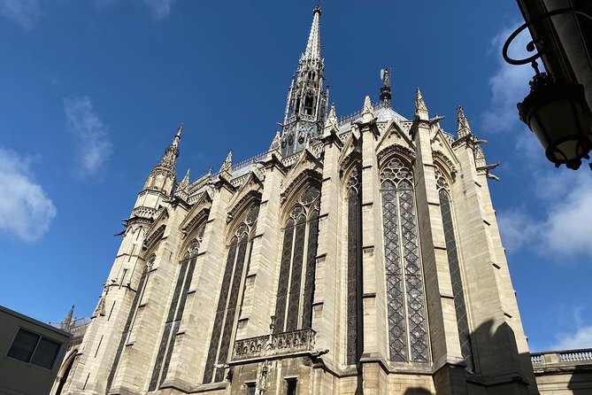 Paris Half Day Semi Private Tour With Private Options - Notre Dame Island: A Parisian Icon