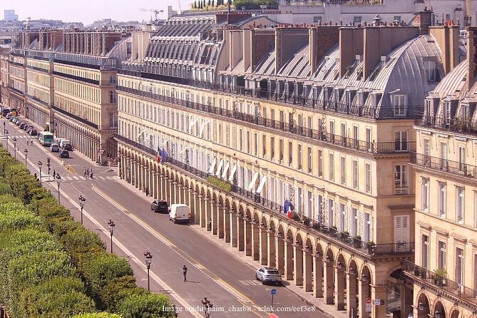 Paris Historic Private 3-hour Walking Tour with WWII Landmarks - Frequently Asked Questions