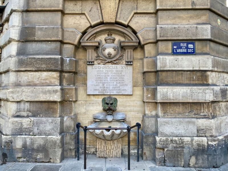 Paris: History of Crime Smartphone Audio Guide Walking Tour - Uncovering Pariss Darker Past