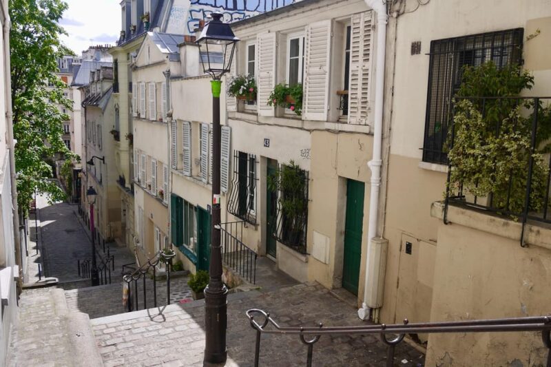 Paris: Immersive Tour of Montmartre with a Cancan dancer - FAQ