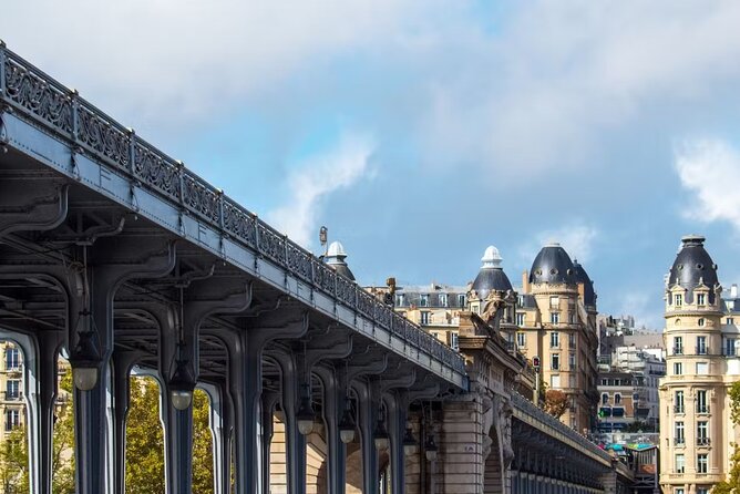 Paris Insider's Small Group Tour with Seine Sightseeing Cruise - Authentic Experiences and Real Traveler Feedback
