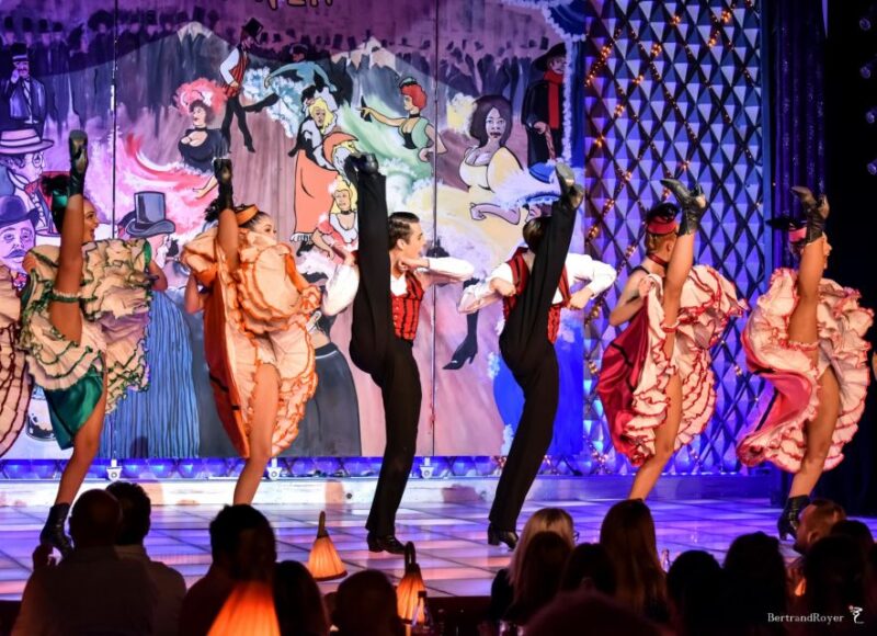 Paris: La Nouvelle Eve Cabaret Show with Champagne - Who Will Love This Experience?