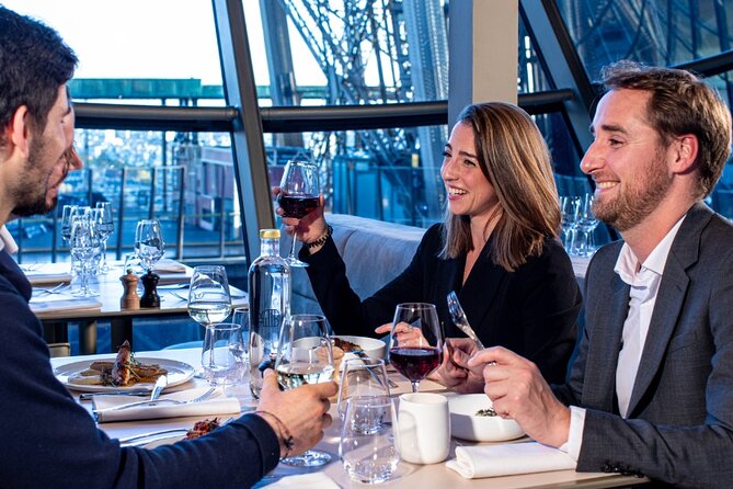 Paris Late Lunch at Eiffel Towers Madame Brasserie Restaurant - Accessibility and Convenience