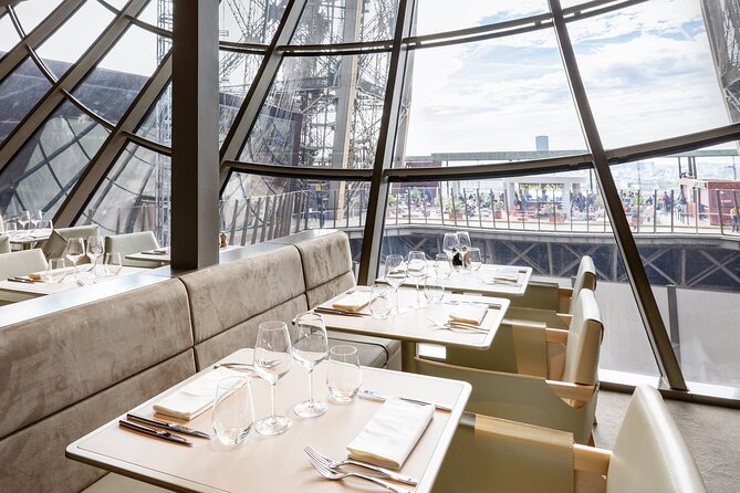 Paris Late Lunch at Eiffel Towers Madame Brasserie Restaurant - Meal Details and Menu