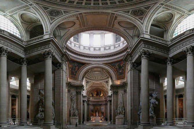 Paris Latin Quarter & Left Bank - History Walk (Small Group Tour) - FAQ