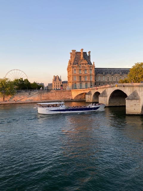 Paris: Live Guided Cruise with Crepe and Soft Drink - Exploring the Seine: A Closer Look at the Experience