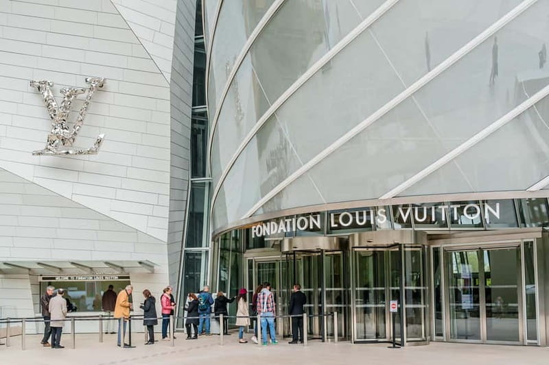 Paris: Louis Vuitton Foundation Exterior Tour with Entry - Authentic Traveler Feedback