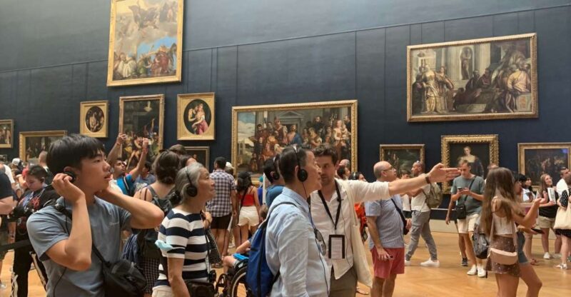 Paris: Louvre Masterpieces Tour with Pre-Reserved Tickets - Authentic Insights from Previous Participants