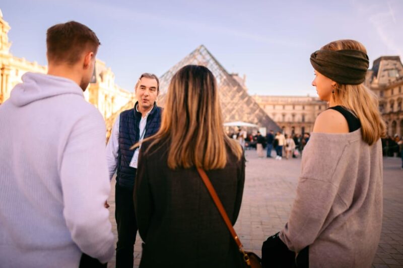 Paris: Louvre Mona Lisa Private Guided Tour with First Entry - What to Expect During Your Visit