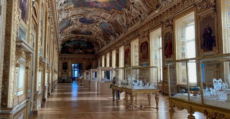 Paris: Louvre Museum Private Guided Tour - Detailed Breakdown of the Itinerary