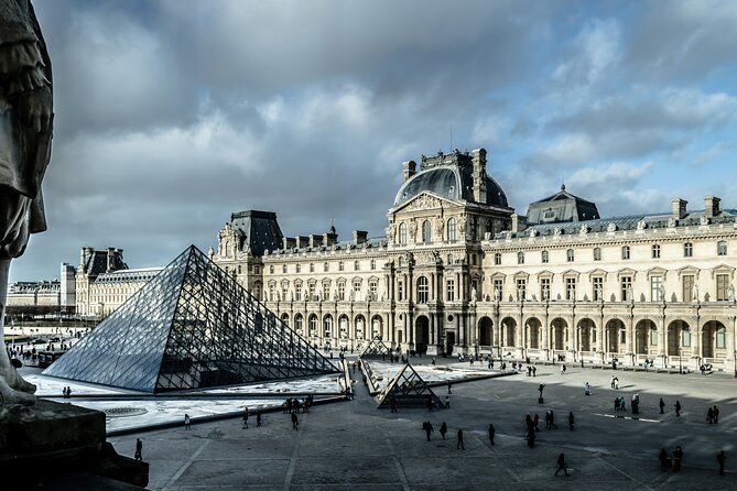 Paris: Louvre Museum Private Tour with Mona Lisa EN/FR/IT/ES/HI - The Value of a Private Guided Tour
