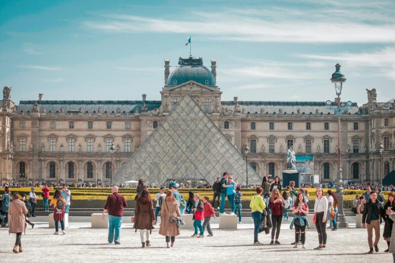 Paris: Louvre Museum Timed Entry Ticket & Pop Culture Tour - Who This Tour Is Best For