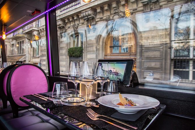 Paris Lunch Bus Toque With Champagne From Champs-Elysees - Key Points