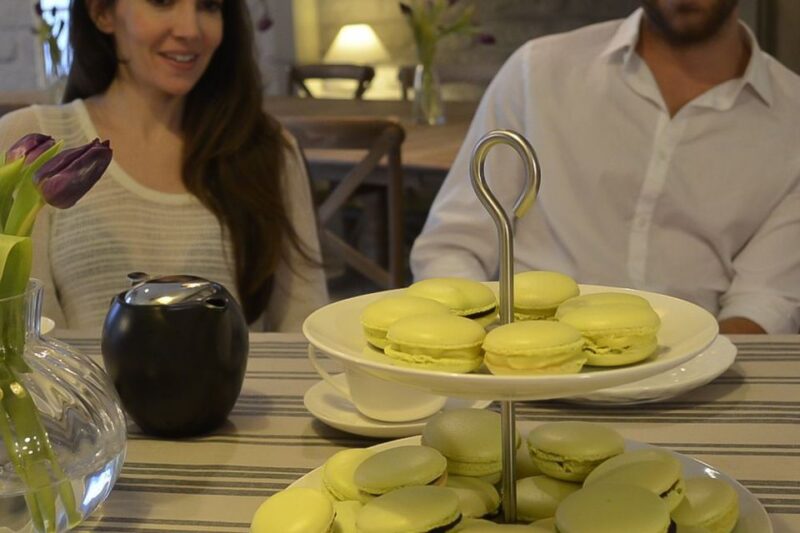 Paris: Macarons Class, Teatime and To-Go Box - Summary: Who Will Love This?