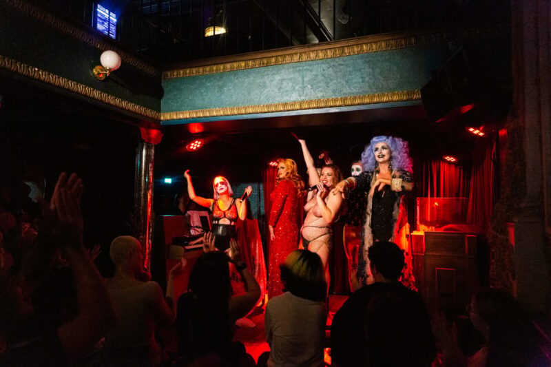 Paris : Madame Arthur Cabaret Show & Club Entry Ticket - FAQs