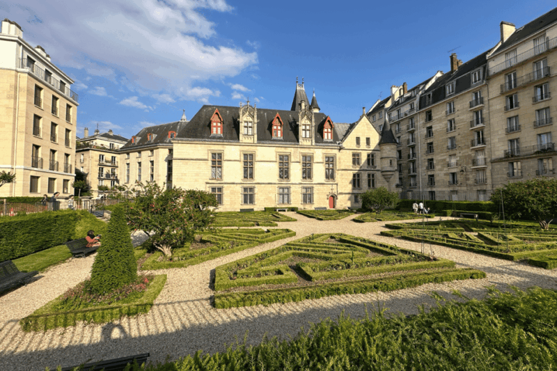 Paris: Marais District Walking Tour with a Local Guide - Who Will Enjoy This Tour Most?