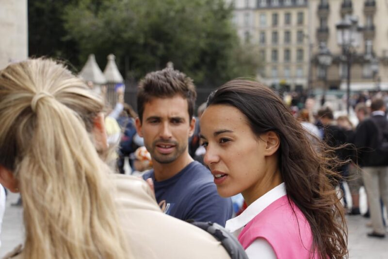 Paris: Marais Without Crowds. Guided Tour in a Small Group - Itinerary and Highlights