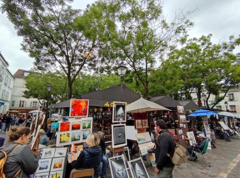 Paris: Montmartre, Champs Elysees, Trocadéro Walking Tour - Authenticity and Cultural Insights