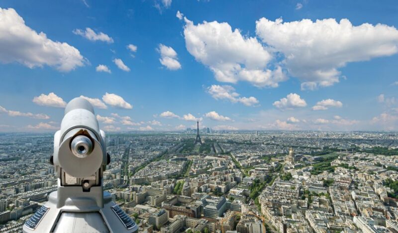 Paris Montmartre in 1 Day: Walking Tour With Digital Guide - Flexible Itinerary and Pace of Exploration