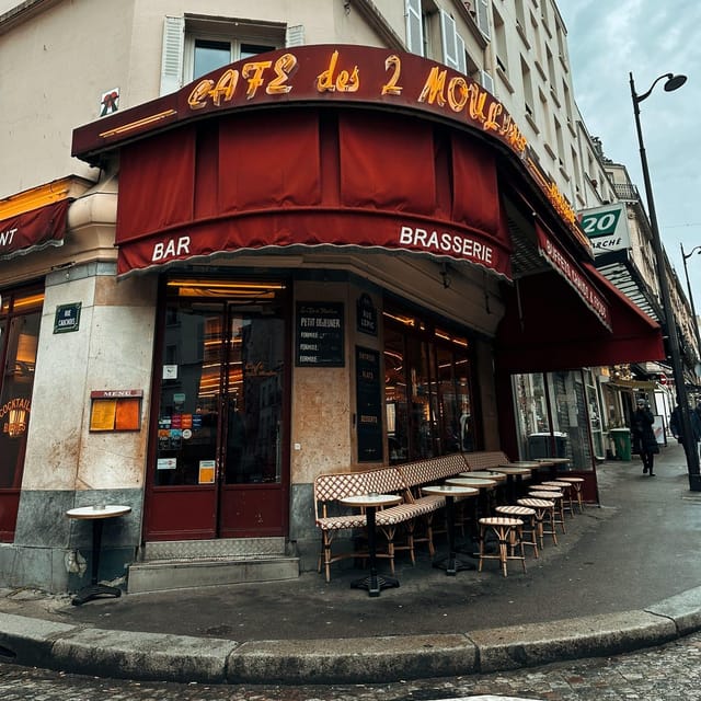 Paris: Montmartre Quarter Private Walking Tour - Key Points