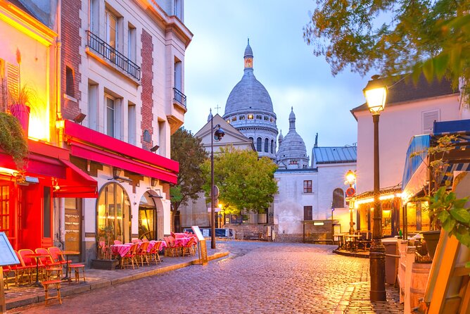 Paris (Montmartre) Scavenger Hunt and Sights Self-Guided Tour - Navigating the Self-Guided Tour With Ease