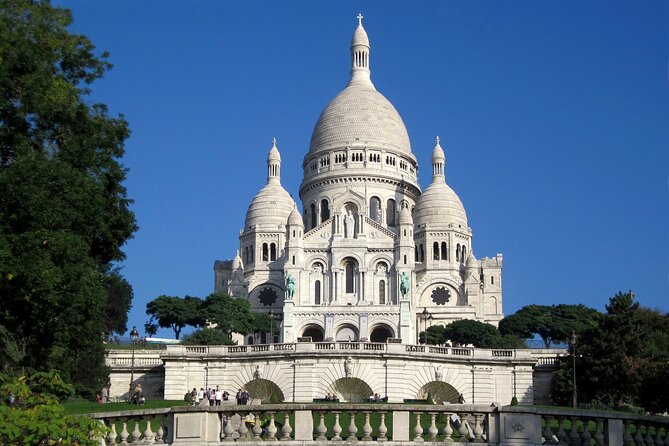 Paris: Montmartre Semi-Private Guided Walking Tour - The Itinerary: What You’ll See and Experience