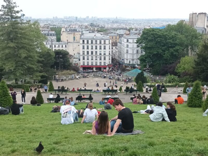 Paris: Montmartre Small Group Guided Walking Tour - What You Can Expect: Practical Details