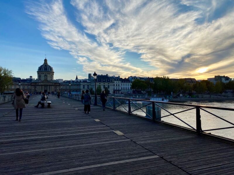 Paris: Mysteries and Legends Smartphone Audio-Guided Tour - Tour Experience
