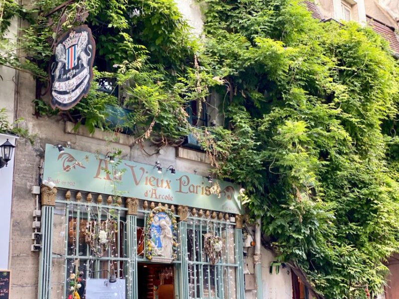 Paris: Mysteries and Legends Smartphone Audio-Guided Tour - Exploring Historical Landmarks