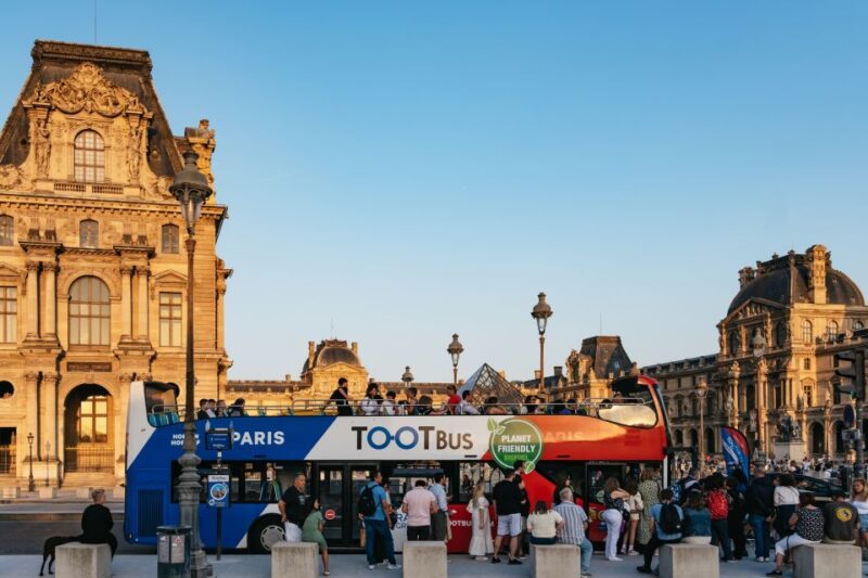 Paris: Night Bus Tour with Audioguide - FAQ