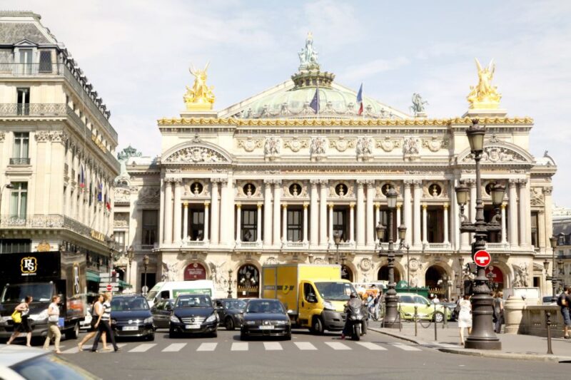 Paris: Openair Double Decker Bus Audio-Guided City Tour - FAQ