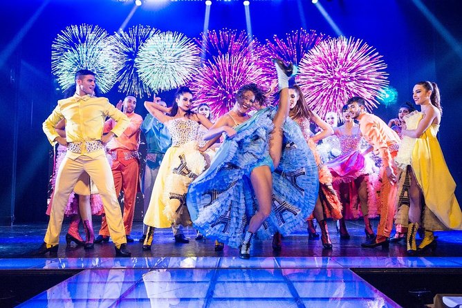 Paris Paradis Latin Cabaret Show With Champagne - Dining and Service Considerations