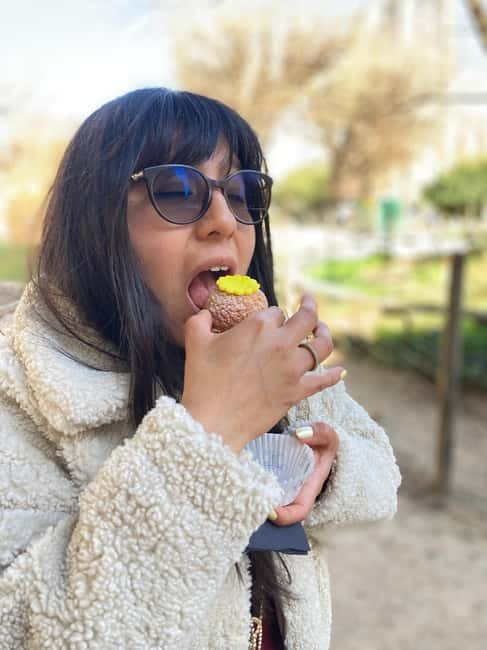 Paris: Pastries Food Walking Tour with 6+ Tastings - Key Points