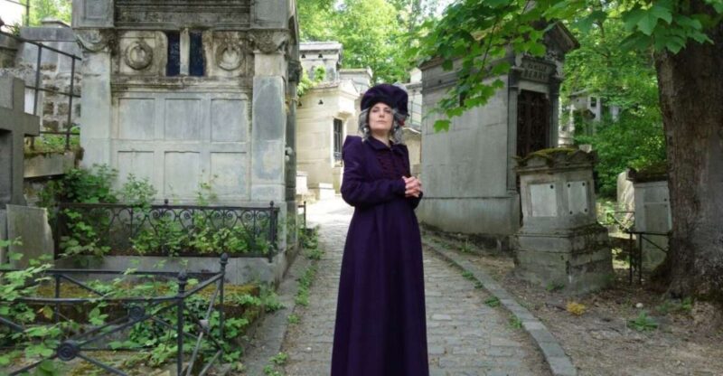 Paris: Père Lachaise Cemetery Guided by the Great Sibylle - Anecdotes and Stories of the Legendary Guide