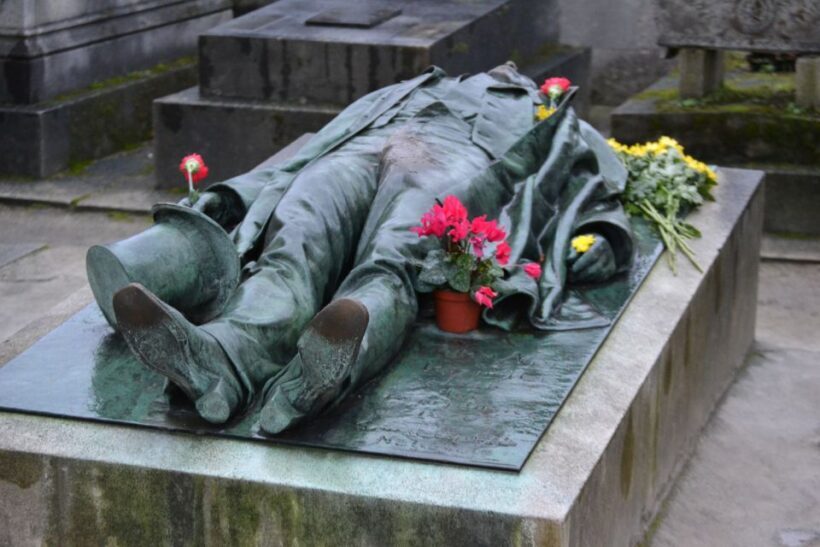 Paris: Pere Lachaise Cemetery Guided Tour - What to Expect from the Tour