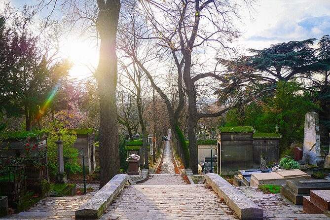 Paris Pere Lachaise Cemetery Small Group Guided Tour - Booking Information and Pricing