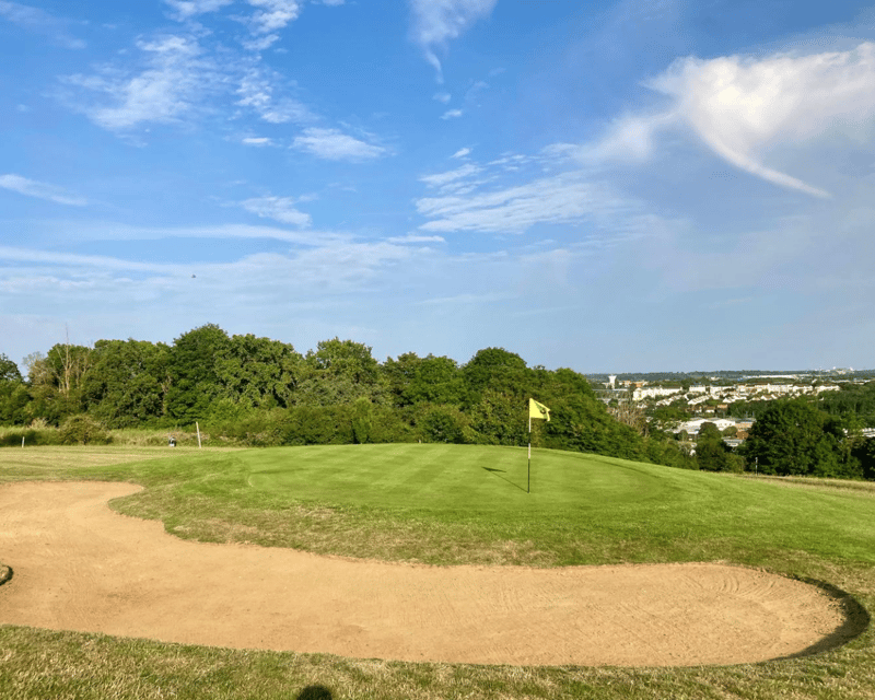 Paris/Pontoise: Golf De L'hermitage Green Fee - Golfing Experience