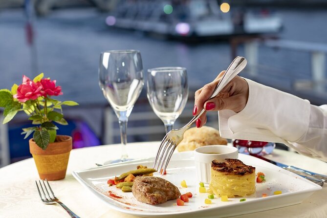 Paris Prestige Dinner Cruise From Eiffel Tower Area - Celebrating Special Occasions Aboard