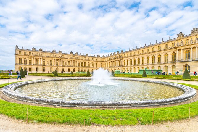 Paris: Priority Pass to Versailles Palace With Gardens & Estate - Visitor Experiences and Reviews