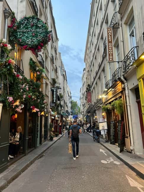 Paris: Private 2-Hour Walking Tour with a Parisian guide - Who Will Enjoy This Tour?