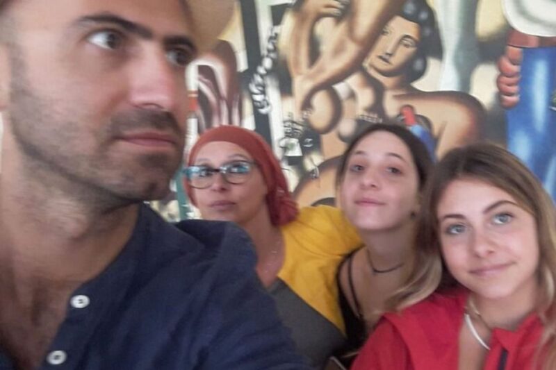 Paris: Private Custom Walking tour with A Local Guide - Who Should Consider This Tour?