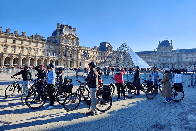 Paris : Private electric bike tour with wine and cheese tasting - Who Should Consider This Tour?