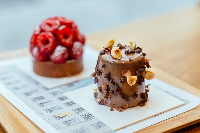 Paris Private Food Tour With 6 or 10 Tastings - Tasting the Essence of Parisian Gastronomy