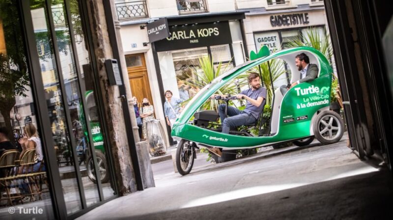 Paris : Private guided tour in Rickshaw bike - Napoléon - Key Points